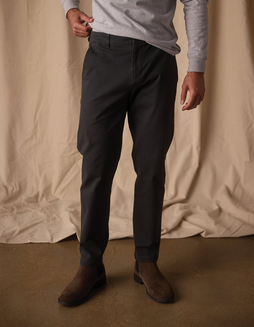Normal Stretch Straight Chino in Charcoal – The Normal Brand