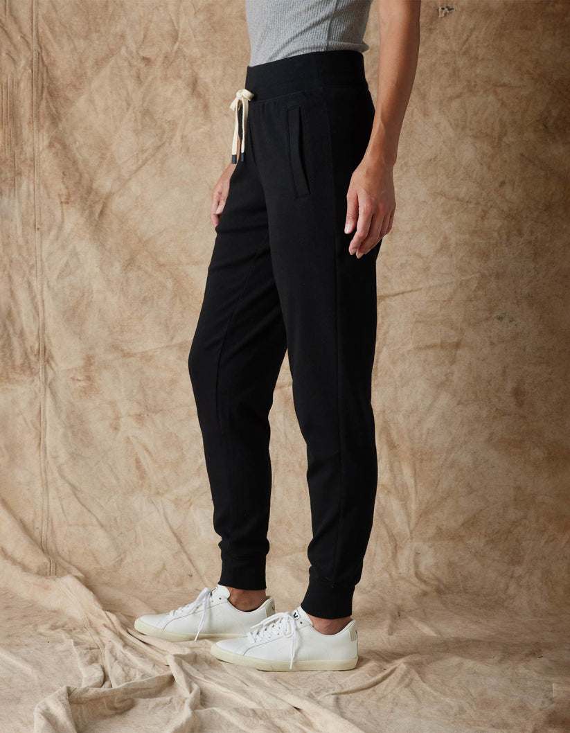 Women's Puremeso Everyday Jogger in Black – The Normal Brand